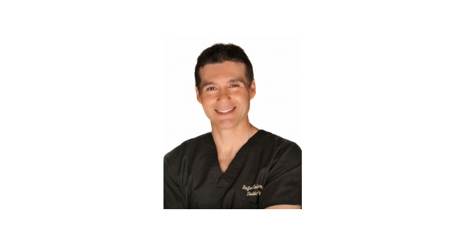 Dr. Rafael Cabrera Unveils New Procedure, TheSmarterLift™, a Quick ...