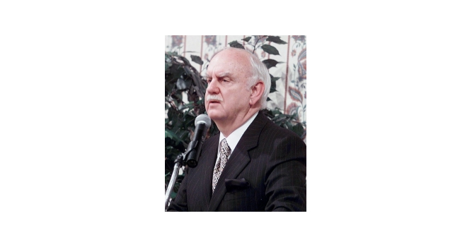 Gilbert Gordon, Ph.D., Inorganic Chemistry Recognized by Strathmore's ...