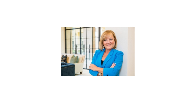 Carey Conley Guest Speaker at Mastermind Leverage Retreat with Sharon ...